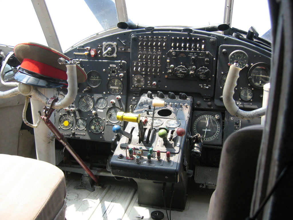Piasecki H-21 interior colour? - HyperScale Forums